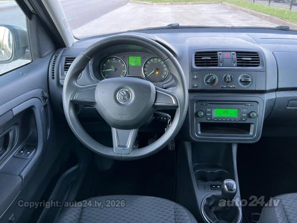 Skoda Roomster 2014 in Paide, with an engine capacity of 1.20 L and mileage of 156 thousand km for 3499 €, photo 10 on AUTOMOTO.COM.LV