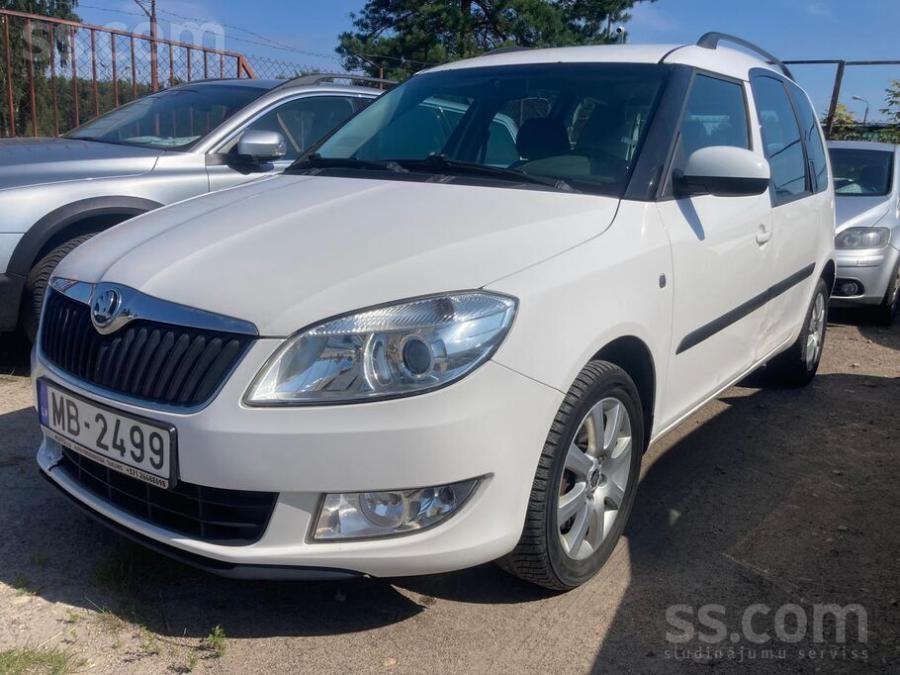 Balts Skoda Roomster 2014 Rīga, ar dzinēja tilpumu 1.60 L un nobraukumu 192 tūkst. km par 2600 €, foto 4 vietnē AUTOMOTO.COM.LV