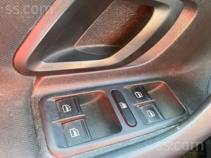 Balts Skoda Roomster 2014 Rīga, ar dzinēja tilpumu 1.60 L un nobraukumu 192 tūkst. km par 2600 €, foto 13 vietnē AUTOMOTO.COM.LV