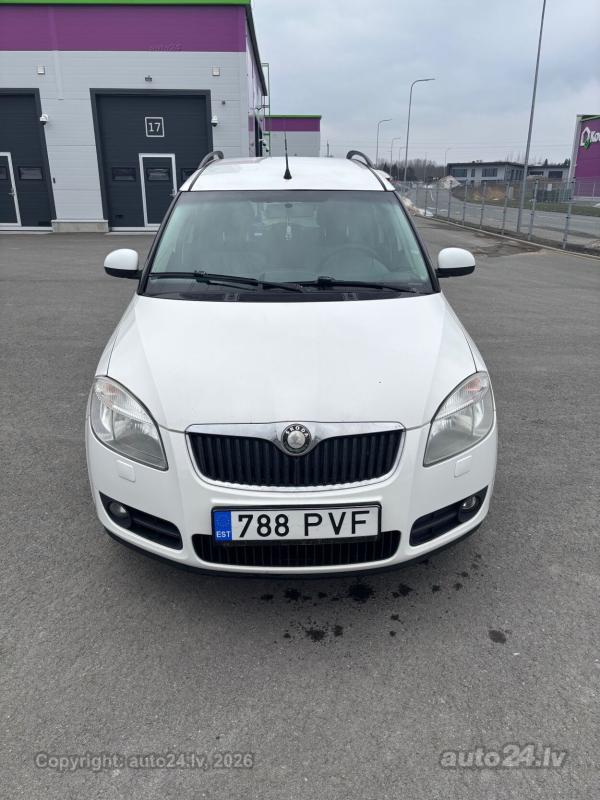 Balts Skoda Roomster 2010 Tallina, ar dzinēja tilpumu 1.40 L un nobraukumu 358 tūkst. km par 3100 €, foto 2 vietnē AUTOMOTO.COM.LV