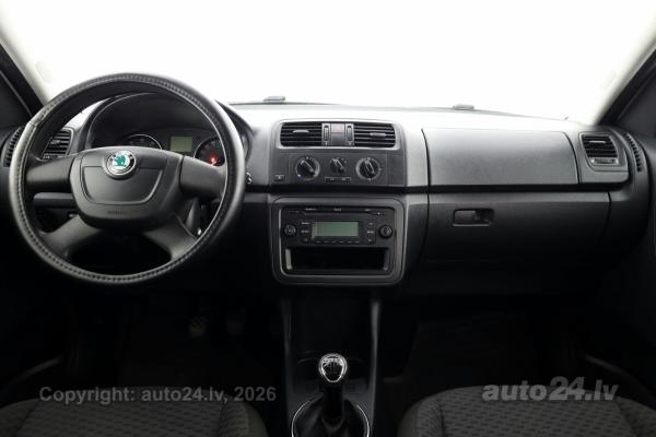 Skoda Roomster 2012 Tallina vietnÄ Balts Skoda Roomster 2012 Tallina, ar dzinÄja tilpumu 1.20 L un nobraukumu 264 tÅ«kst. km par 1799 ā¬, foto 6 vietnÄ AUTOMOTO.COM.LV