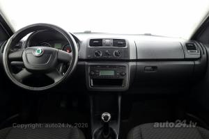 Balts Skoda Roomster 2012 Tallina, ar dzinēja tilpumu 1.20 L un nobraukumu 264 tūkst. km par 1799 €, foto 6 vietnē AUTOMOTO.COM.LV