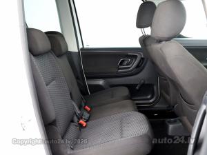 Balts Skoda Roomster 2012 Tallina, ar dzinēja tilpumu 1.20 L un nobraukumu 264 tūkst. km par 1799 €, foto 8 vietnē AUTOMOTO.COM.LV