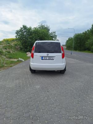 Balts Skoda Roomster 2013 Tallina, ar dzinēja tilpumu 1.20 L un nobraukumu 152 tūkst. km par 3250 €, foto 8 vietnē AUTOMOTO.COM.LV