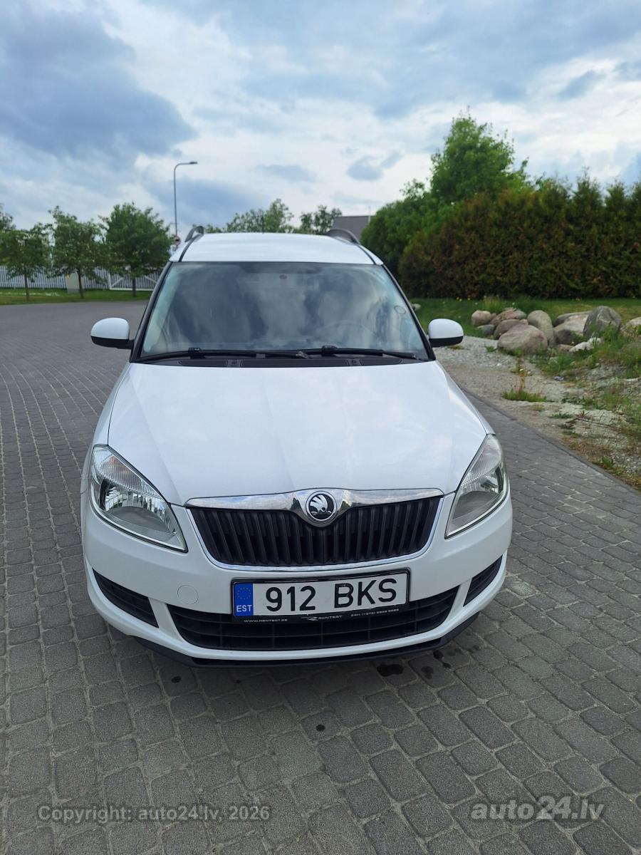 Balts Skoda Roomster 2013 Tallina, ar dzinēja tilpumu 1.20 L un nobraukumu 152 tūkst. km par 3250 €, foto 18 vietnē AUTOMOTO.COM.LV