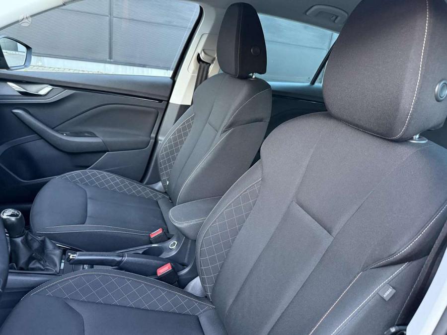 Melns Skoda Scala 2020 Panevēža, ar dzinēja tilpumu 1.60 L un nobraukumu 209 tūkst. km par 9600 €, foto 19 vietnē AUTOMOTO.COM.LV