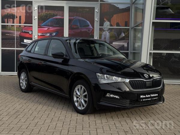 Black Skoda Scala 2021 in Valmiera, with an engine capacity of 1.00 L and mileage of 118 thousand km for 11900 €, photo 1 on AUTOMOTO.COM.LV