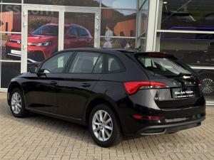 Black Skoda Scala 2021 in Valmiera, with an engine capacity of 1.00 L and mileage of 118 thousand km for 11900 €, photo 5 on AUTOMOTO.COM.LV