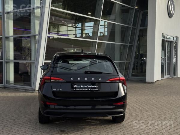 Black Skoda Scala 2021 in Valmiera, with an engine capacity of 1.00 L and mileage of 118 thousand km for 11900 €, photo 5 on AUTOMOTO.COM.LV