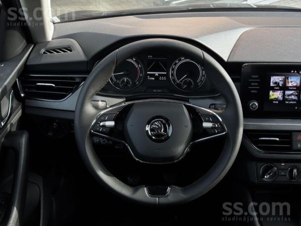 Black Skoda Scala 2021 in Valmiera, with an engine capacity of 1.00 L and mileage of 118 thousand km for 11900 €, photo 9 on AUTOMOTO.COM.LV
