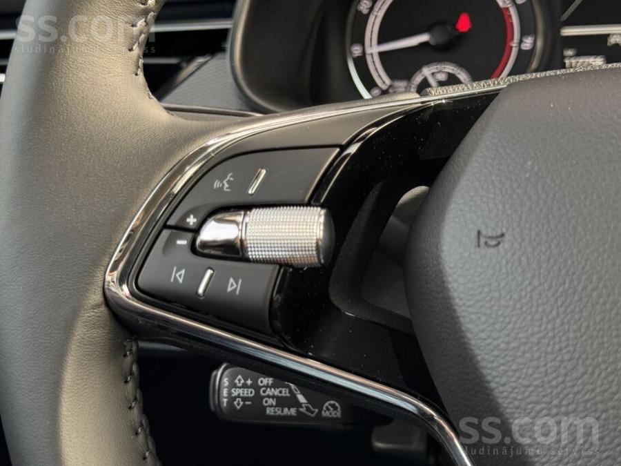 Black Skoda Scala 2021 in Valmiera, with an engine capacity of 1.00 L and mileage of 118 thousand km for 11900 €, photo 11 on AUTOMOTO.COM.LV