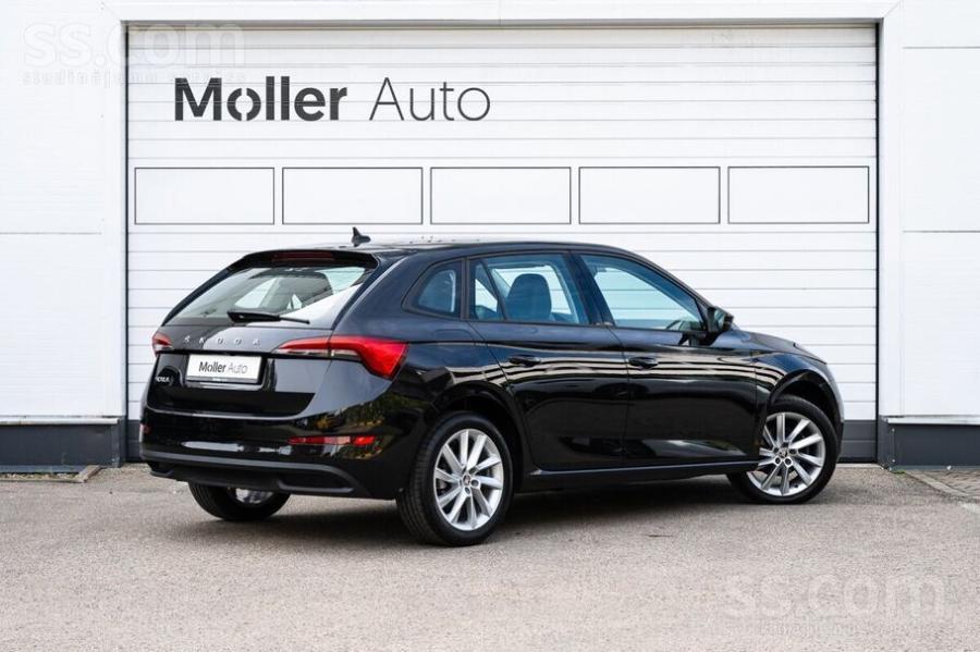 Black Skoda Scala 2021 in Riga, with an engine capacity of 1.50 L and mileage of 126 thousand km for 15250 €, photo 4 on AUTOMOTO.COM.LV