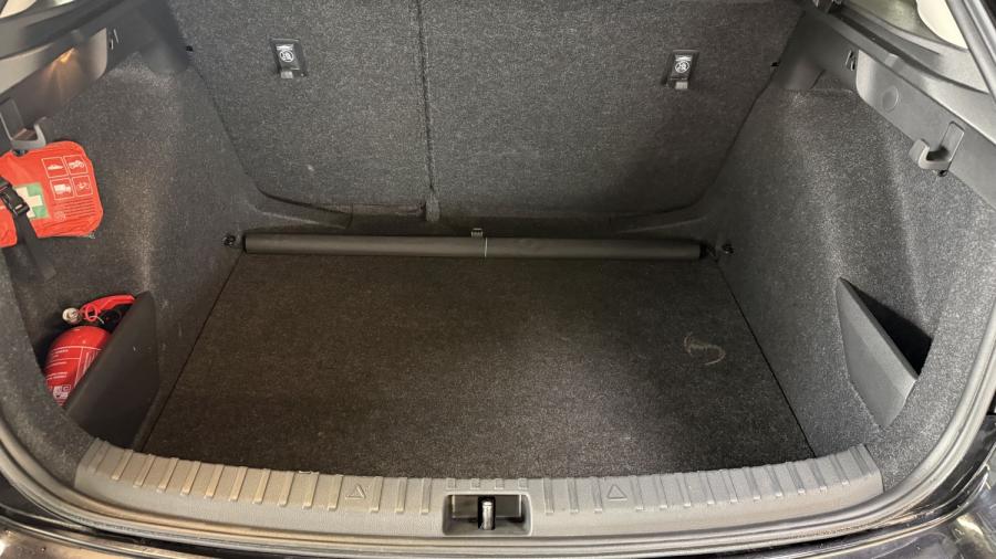 Melns Skoda Scala 2023 Rīga, ar dzinēja tilpumu 1.00 L un nobraukumu 41 tūkst. km par 1540000 €, foto 13 vietnē AUTOMOTO.COM.LV