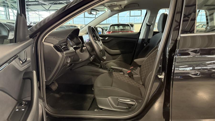 Melns Skoda Scala 2023 Rīga, ar dzinēja tilpumu 1.00 L un nobraukumu 44 tūkst. km par 1640000 €, foto 10 vietnē AUTOMOTO.COM.LV
