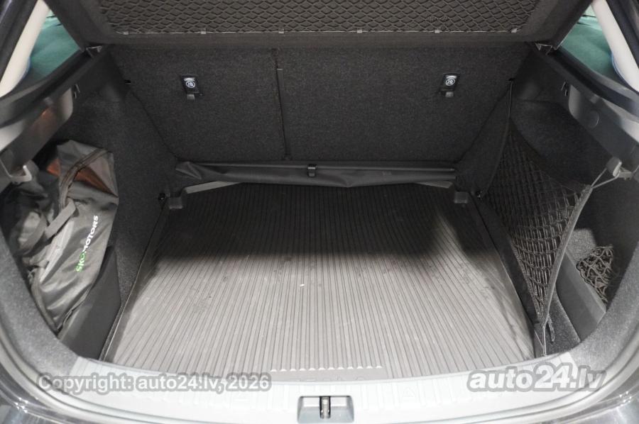 Melns Skoda Scala 2024 Tallina, ar dzinēja tilpumu 1.00 L un nobraukumu 18 tūkst. km par 21900 €, foto 8 vietnē AUTOMOTO.COM.LV