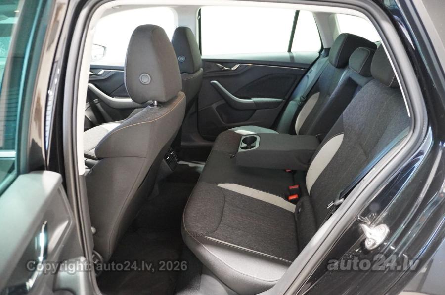 Melns Skoda Scala 2024 Tallina, ar dzinēja tilpumu 1.00 L un nobraukumu 18 tūkst. km par 21900 €, foto 10 vietnē AUTOMOTO.COM.LV