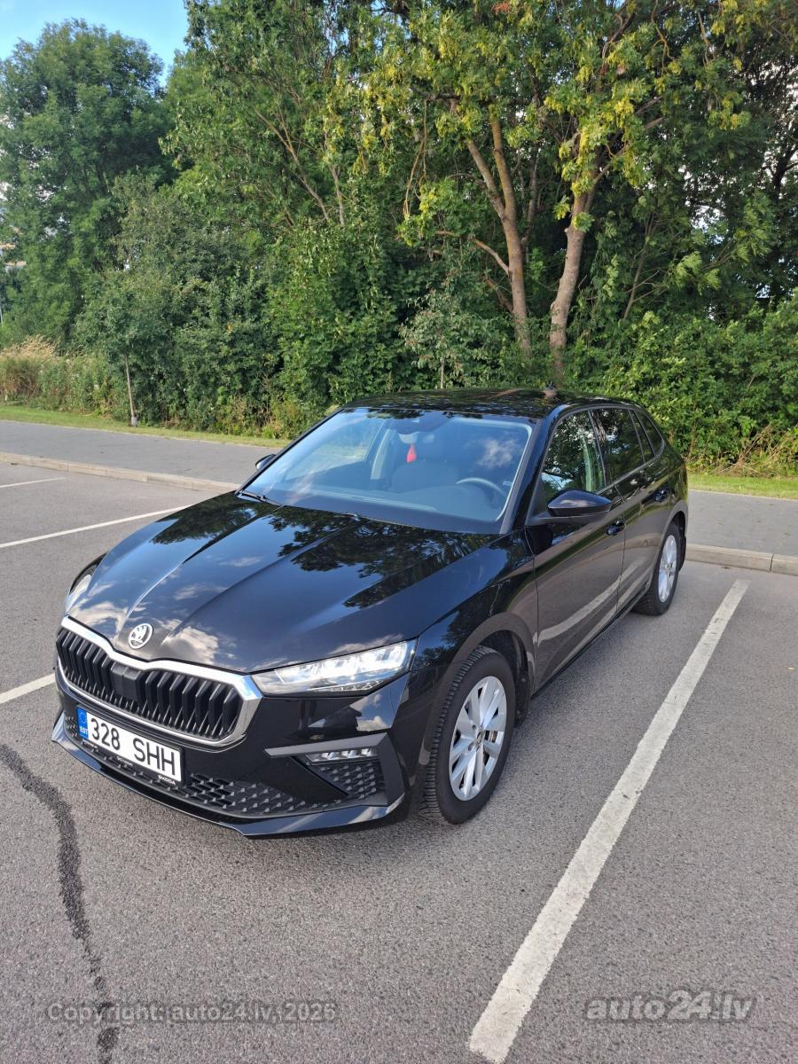 Melns Skoda Scala 2024 Tallina, ar dzinēja tilpumu 1.00 L un nobraukumu 22 tūkst. km par 18780 €, foto 3 vietnē AUTOMOTO.COM.LV