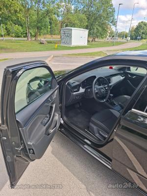 Melns Skoda Scala 2024 Tallina, ar dzinēja tilpumu 1.00 L un nobraukumu 22 tūkst. km par 18780 €, foto 10 vietnē AUTOMOTO.COM.LV