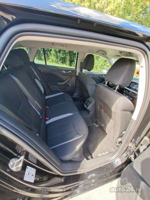 Melns Skoda Scala 2024 Tallina, ar dzinēja tilpumu 1.00 L un nobraukumu 22 tūkst. km par 18780 €, foto 13 vietnē AUTOMOTO.COM.LV