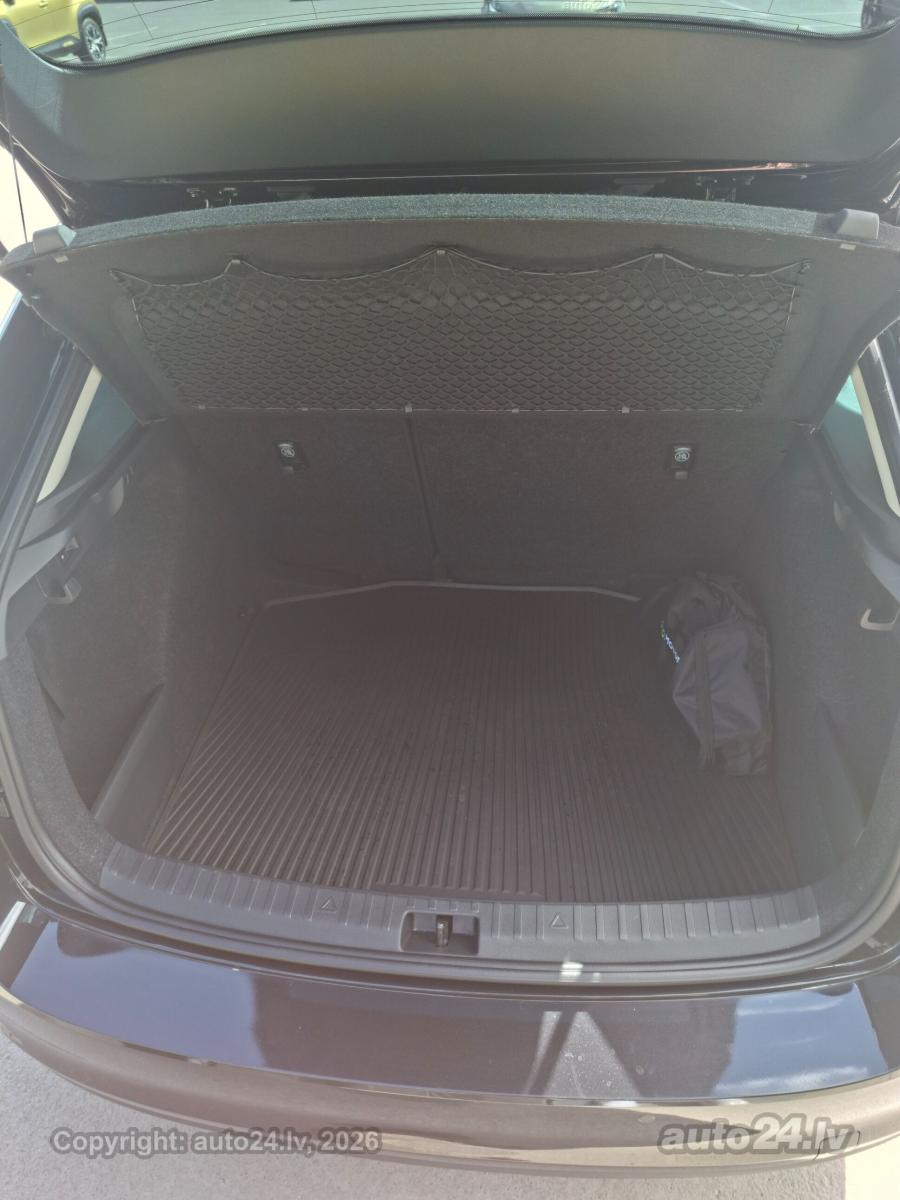 Melns Skoda Scala 2024 Tallina, ar dzinēja tilpumu 1.00 L un nobraukumu 22 tūkst. km par 18780 €, foto 15 vietnē AUTOMOTO.COM.LV