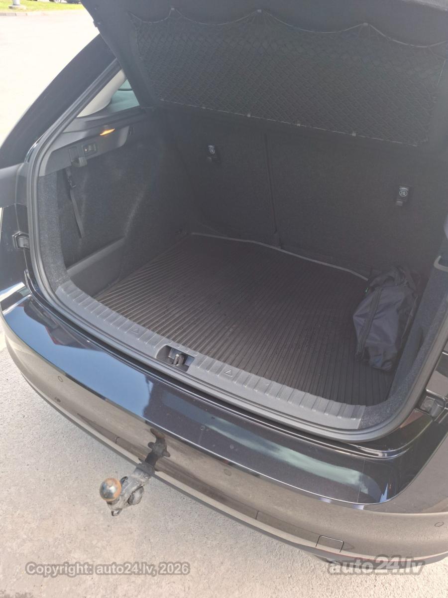 Melns Skoda Scala 2024 Tallina, ar dzinēja tilpumu 1.00 L un nobraukumu 22 tūkst. km par 18780 €, foto 17 vietnē AUTOMOTO.COM.LV