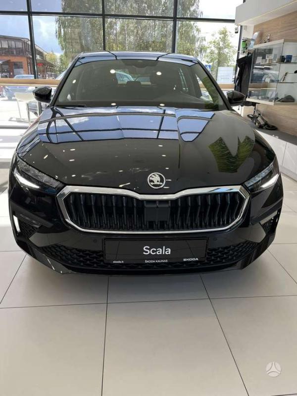 Black Skoda Scala 2026 in Kaunas, with an engine capacity of 1.00 L and mileage of 0 thousand km for 23610 €, photo 2 on AUTOMOTO.COM.LV