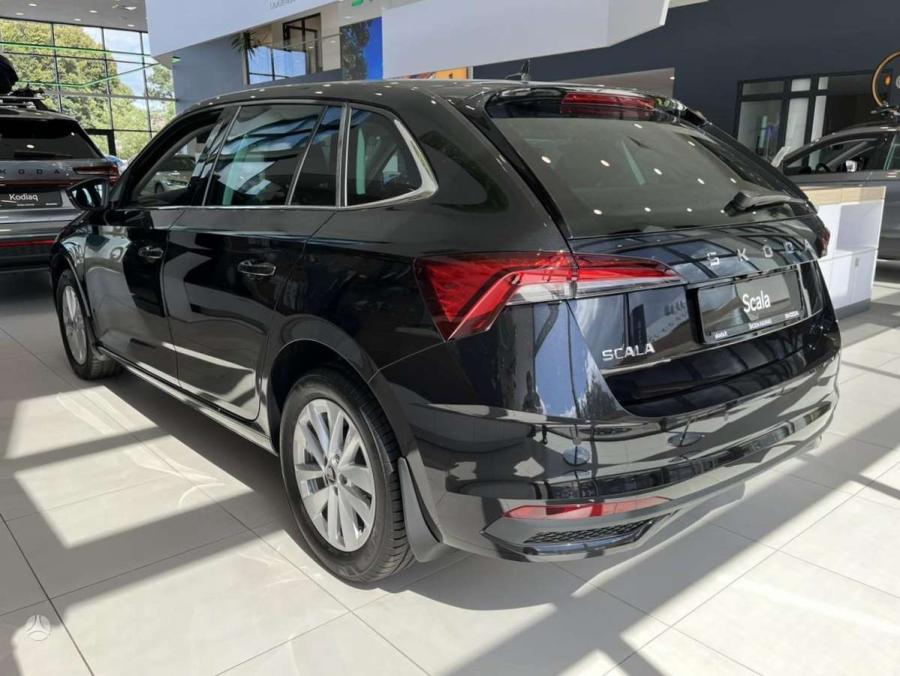 Black Skoda Scala 2026 in Kaunas, with an engine capacity of 1.00 L and mileage of 0 thousand km for 23610 €, photo 7 on AUTOMOTO.COM.LV