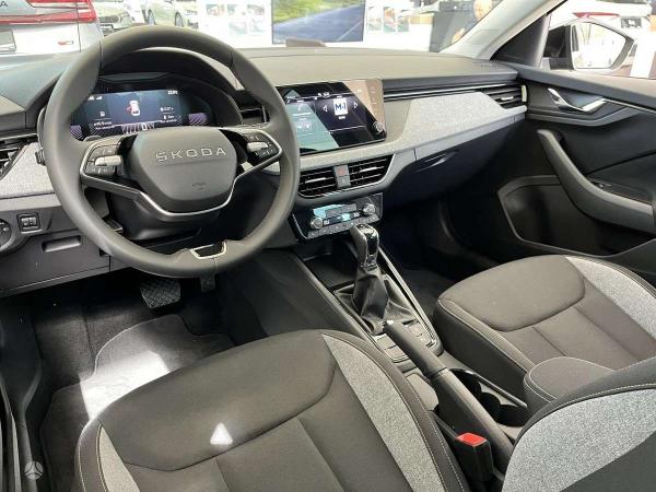 Black Skoda Scala 2026 in Kaunas, with an engine capacity of 1.00 L and mileage of 0 thousand km for 23610 €, photo 10 on AUTOMOTO.COM.LV