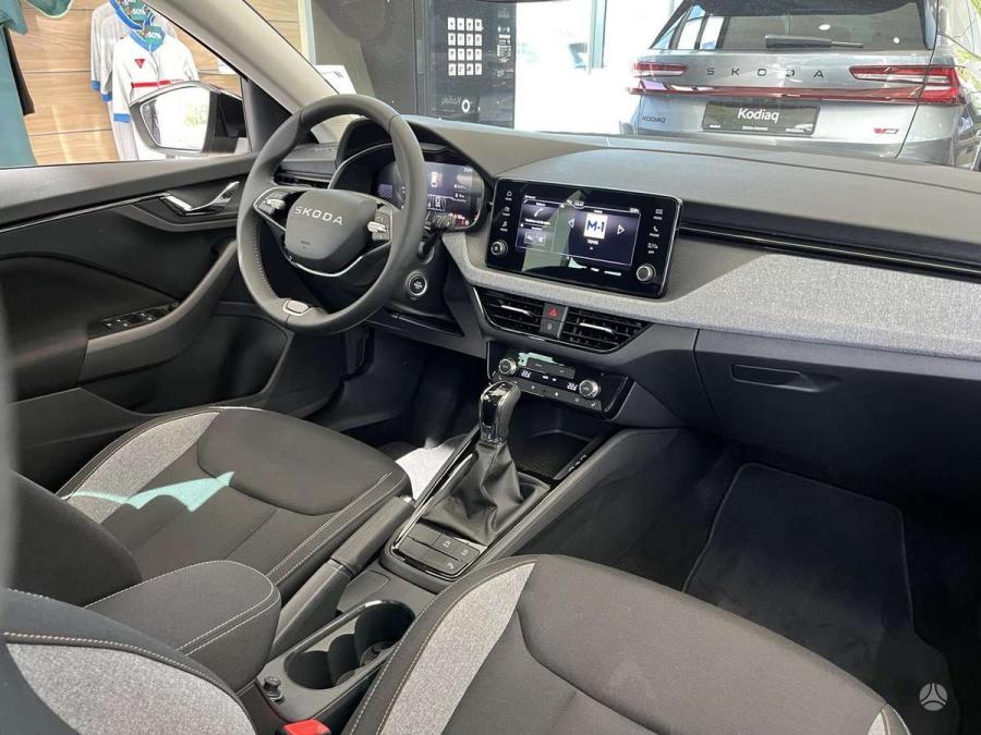 Black Skoda Scala 2026 in Kaunas, with an engine capacity of 1.00 L and mileage of 0 thousand km for 23610 €, photo 12 on AUTOMOTO.COM.LV