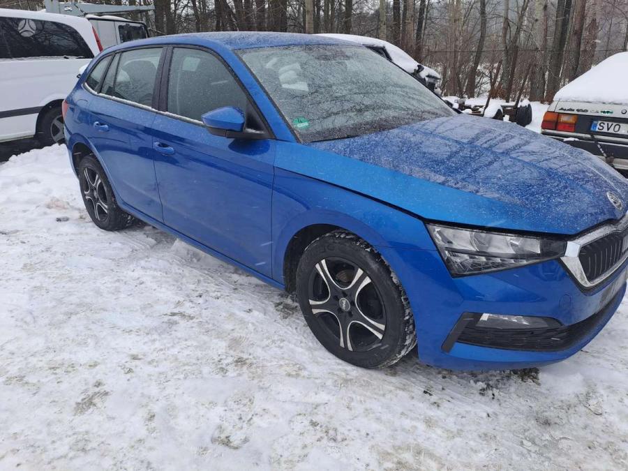 Blue Skoda Scala 2019 in Prienai, with an engine capacity of 1.60 L and mileage of 120 thousand km for 7499 €, photo 2 on AUTOMOTO.COM.LV