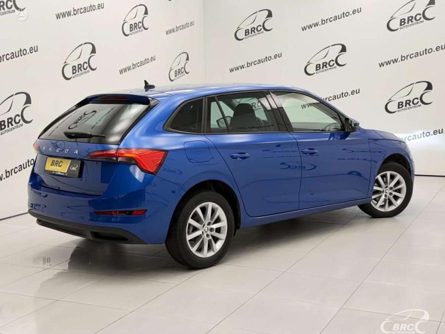 Blue Skoda Scala 2020 in Vilnius, with an engine capacity of 1.00 L and mileage of 166 thousand km for 10850 €, photo 3 on AUTOMOTO.COM.LV