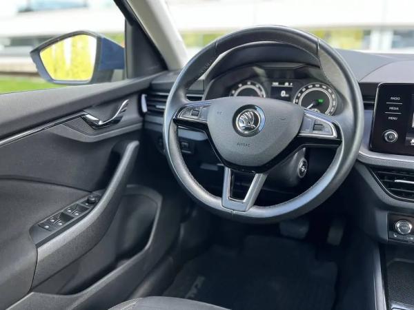 Blue Skoda Scala 2020 in Riga, with an engine capacity of 1.00 L and mileage of 83 thousand km for 13700 €, photo 8 on AUTOMOTO.COM.LV