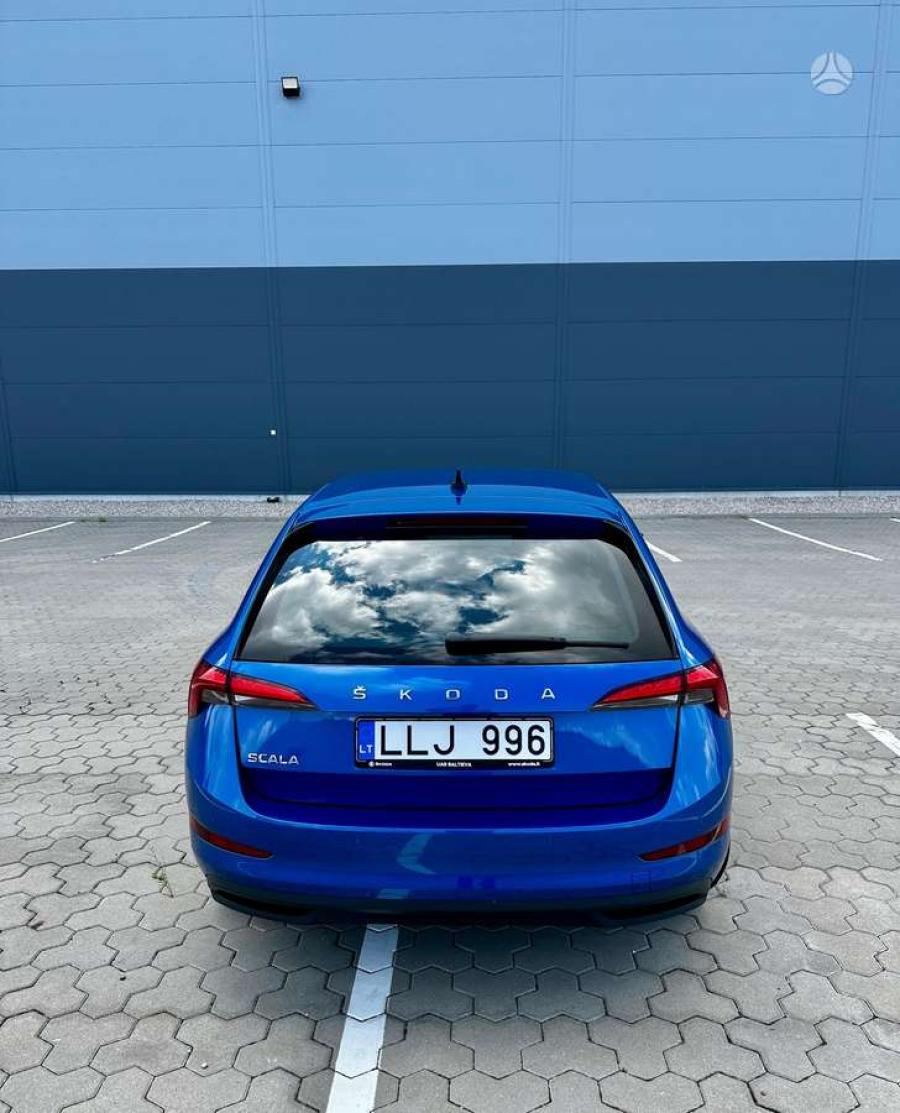 Blue Skoda Scala 2020 in Kaunas, with an engine capacity of 1.00 L and mileage of 70 thousand km for 13000 €, photo 6 on AUTOMOTO.COM.LV