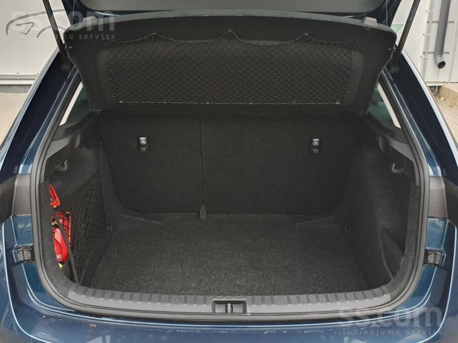 Blue Skoda Scala 2021 in Riga, with an engine capacity of 1.00 L and mileage of 75 thousand km for 13900 €, photo 13 on AUTOMOTO.COM.LV