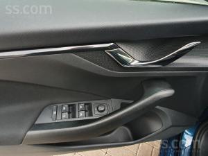 Blue Skoda Scala 2021 in Riga, with an engine capacity of 1.00 L and mileage of 75 thousand km for 13900 €, photo 32 on AUTOMOTO.COM.LV