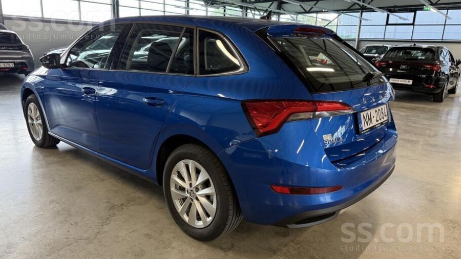 Blue Skoda Scala 2023 in Riga, with an engine capacity of 1.00 L and mileage of 58 thousand km for 15400 €, photo 4 on AUTOMOTO.COM.LV
