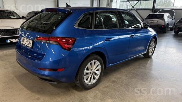 Blue Skoda Scala 2023 in Riga, with an engine capacity of 1.00 L and mileage of 58 thousand km for 15400 €, photo 4 on AUTOMOTO.COM.LV