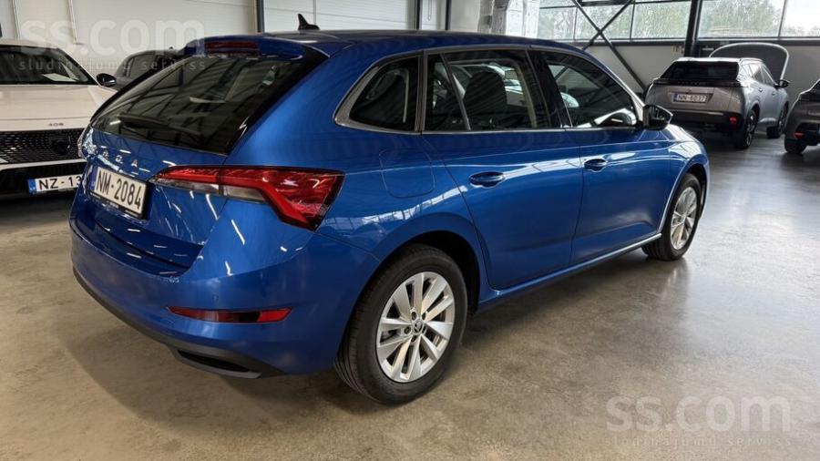 Blue Skoda Scala 2023 in Riga, with an engine capacity of 1.00 L and mileage of 58 thousand km for 15400 €, photo 5 on AUTOMOTO.COM.LV