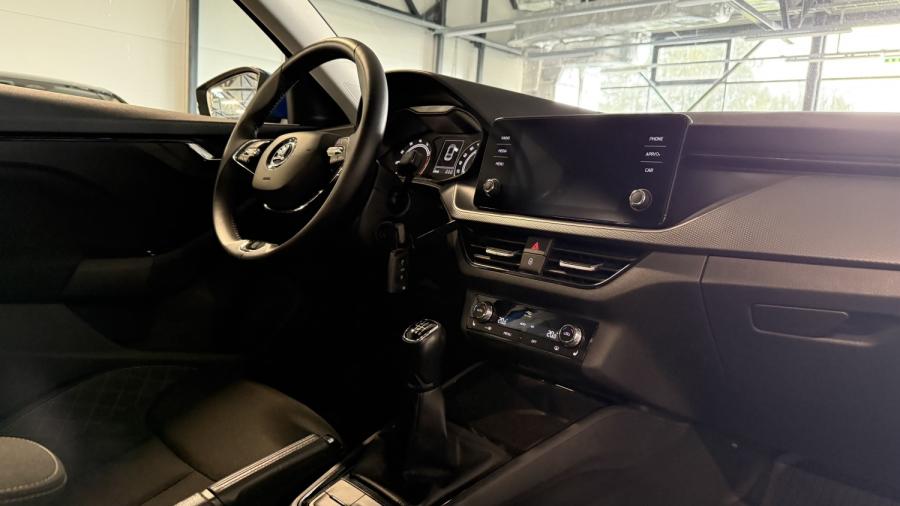 Zils Skoda Scala 2023 Rīga, ar dzinēja tilpumu 1.00 L un nobraukumu 58 tūkst. km par 1540000 €, foto 14 vietnē AUTOMOTO.COM.LV