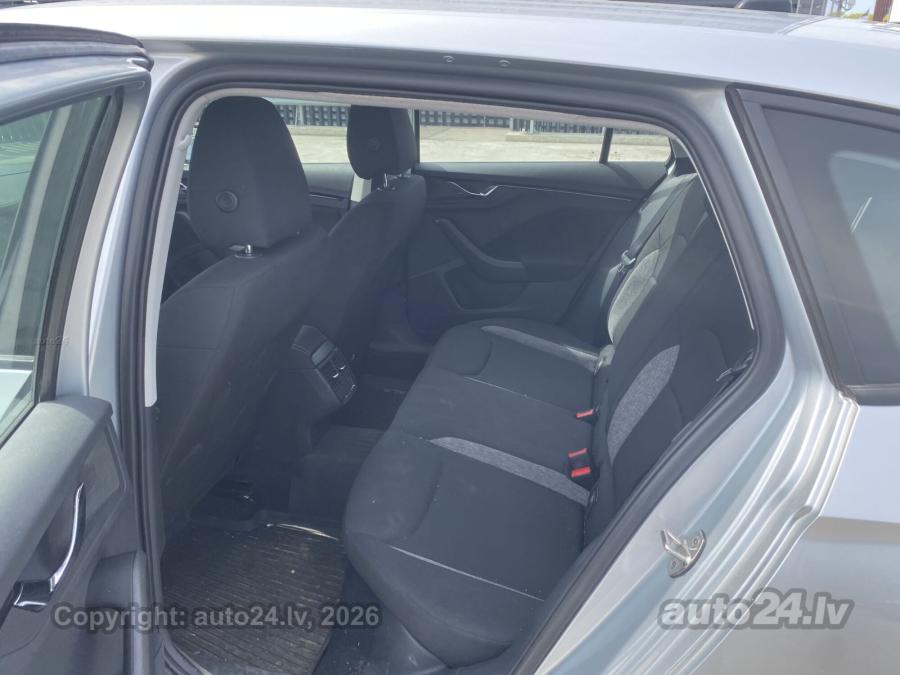 Grey Skoda Scala 2019 in Tallinn, with an engine capacity of 1.50 L and mileage of 94 thousand km for 10900 €, photo 7 on AUTOMOTO.COM.LV