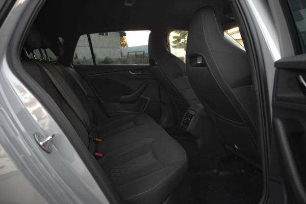 Grey Skoda Scala 2019 in Riga, with an engine capacity of 1.60 L and mileage of 152 thousand km for 13300 €, photo 10 on AUTOMOTO.COM.LV
