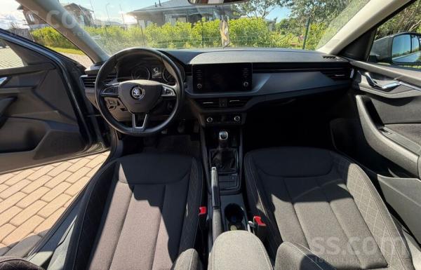 Grey Skoda Scala 2020 in Riga, with an engine capacity of 1.00 L and mileage of 100 thousand km for 11650 €, photo 8 on AUTOMOTO.COM.LV