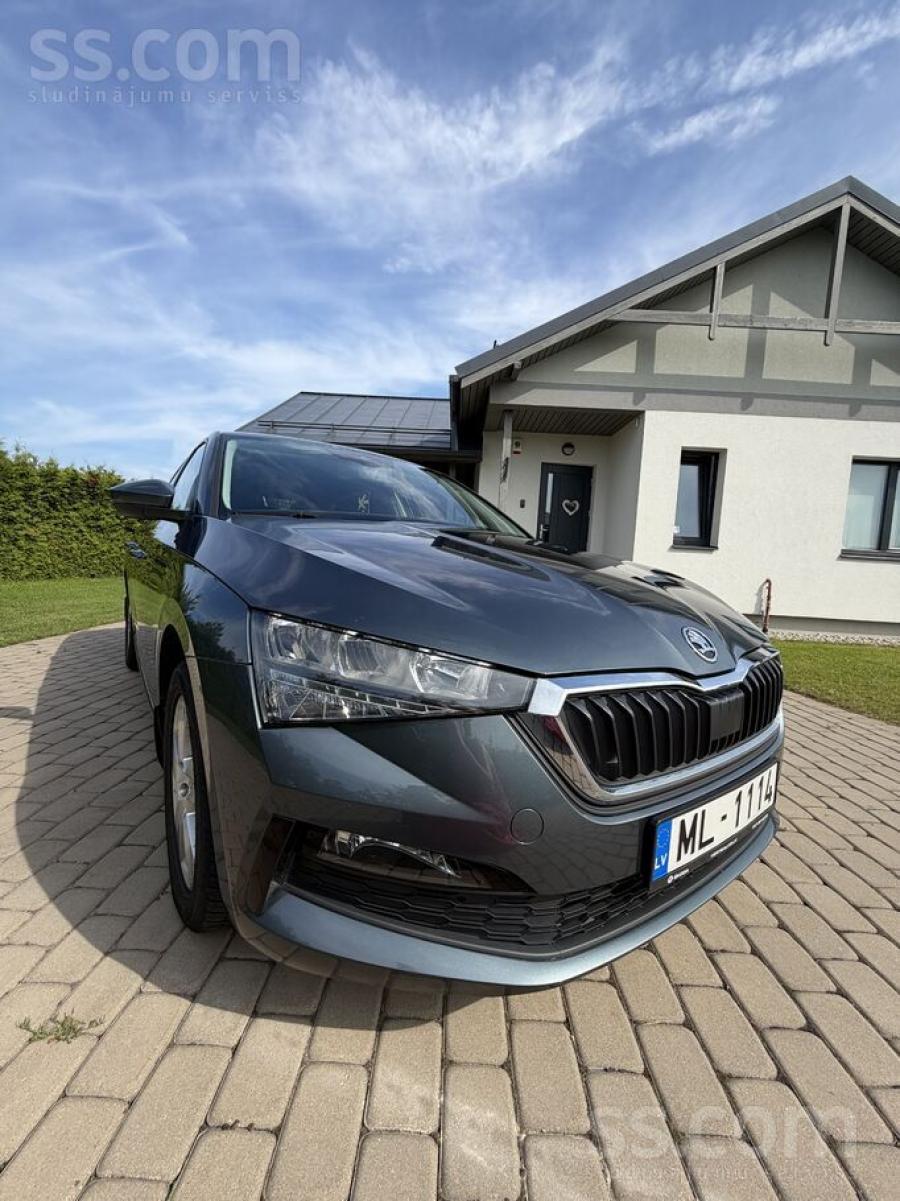Grey Skoda Scala 2020 in Riga, with an engine capacity of 1.00 L and mileage of 100 thousand km for 11355 €, photo 3 on AUTOMOTO.COM.LV