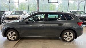 Grey Skoda Scala 2020 in Riga, with an engine capacity of 1.00 L and mileage of 101 thousand km for 10900 €, photo 3 on AUTOMOTO.COM.LV