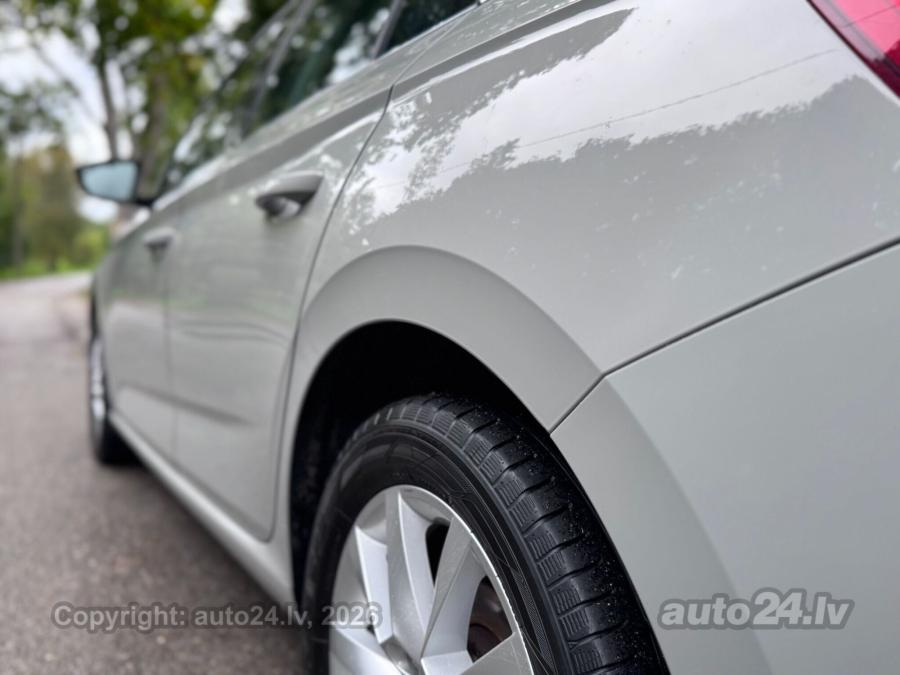 Grey Skoda Scala 2020 in Tallinn, with an engine capacity of 1.50 L and mileage of 106 thousand km for 12499 €, photo 13 on AUTOMOTO.COM.LV