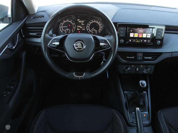Pelēks Skoda Scala 2021 Viļņa, ar dzinēja tilpumu 1.00 L un nobraukumu 46 tūkst. km par 9490 €, foto 7 vietnē AUTOMOTO.COM.LV