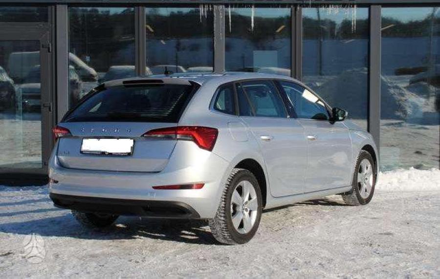 Grey Skoda Scala 2021 in Vilnius, with an engine capacity of 1.00 L and mileage of 46 thousand km for 12900 €, photo 3 on AUTOMOTO.COM.LV