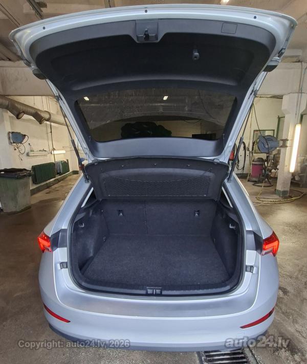 Pelēks Skoda Scala 2021 Tallina, ar dzinēja tilpumu 1.00 L un nobraukumu 185 tūkst. km par 6999 €, foto 8 vietnē AUTOMOTO.COM.LV