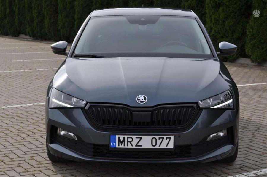 Grey Skoda Scala 2021 in Vilnius, with an engine capacity of 1.50 L and mileage of 104 thousand km for 11700 €, photo 3 on AUTOMOTO.COM.LV