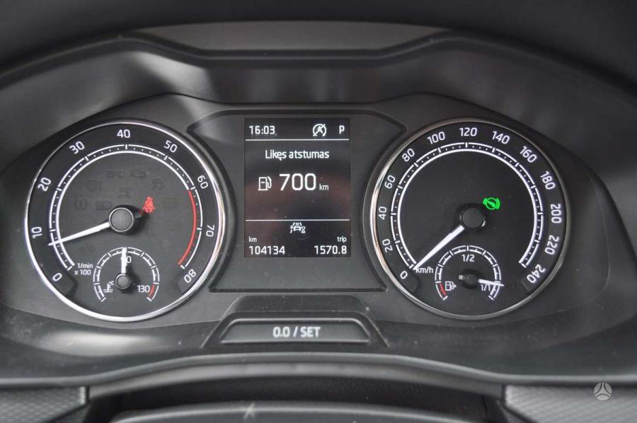 Grey Skoda Scala 2021 in Vilnius, with an engine capacity of 1.50 L and mileage of 104 thousand km for 11700 €, photo 30 on AUTOMOTO.COM.LV